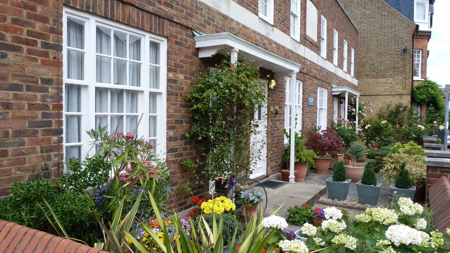 Richmond Charities | Queen Elizabeth’s Almshouses